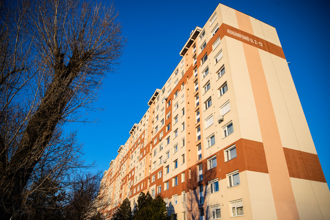 Műanyag ablak panel lakásba — Zsola Ablak Kft.
